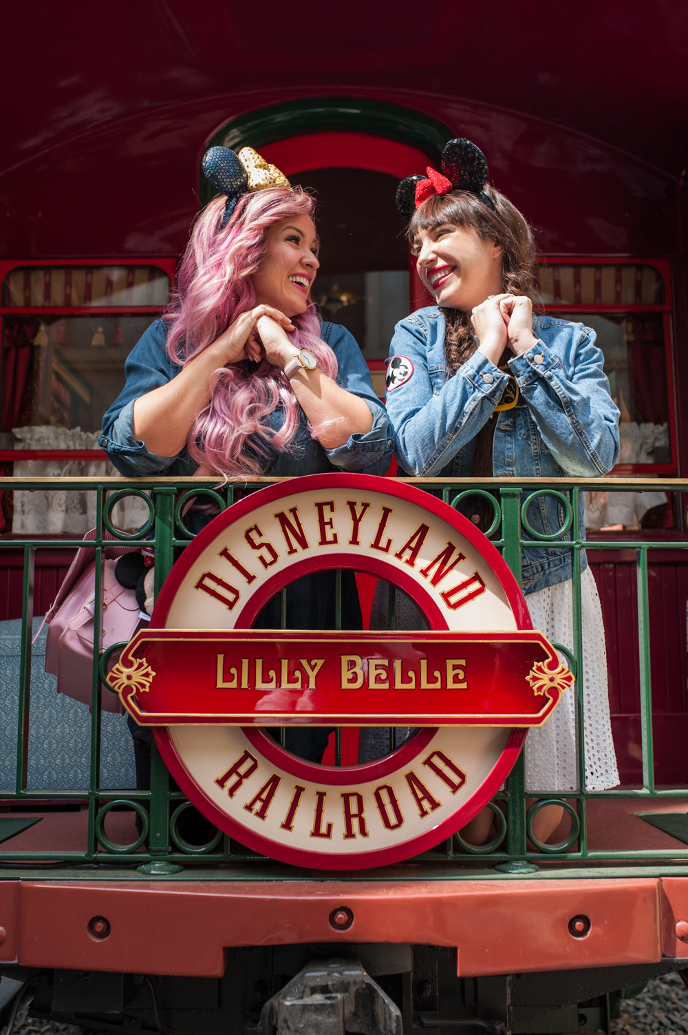 Disneyland Railroad Lilly Belle Train Car Tour - 4 All Things Disney